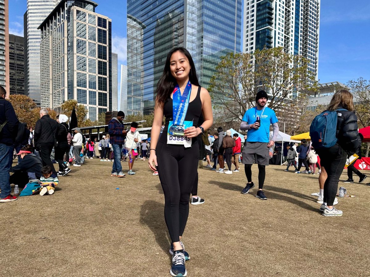 Before freeze set in, these Baylor College of Medicine runners set off | BCM Family