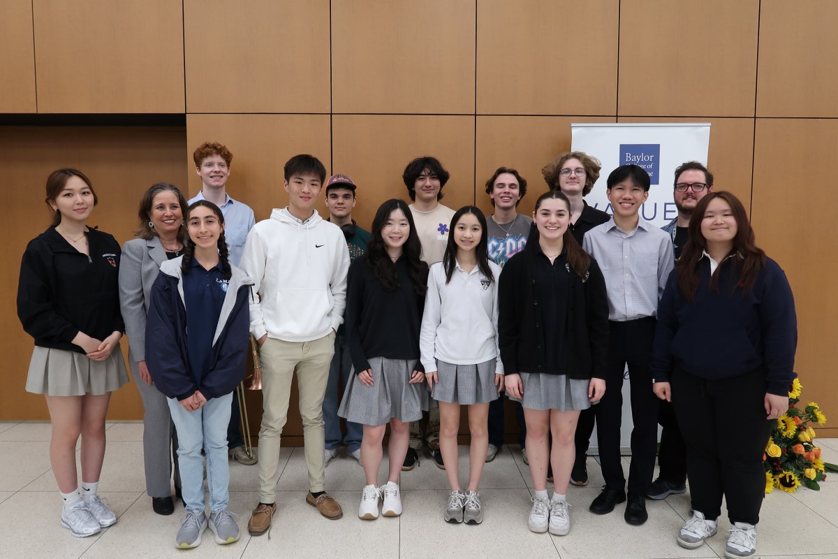 DeBakey students bring ‘Music as Medicine’ to Faculty Awards Day | BCM Family